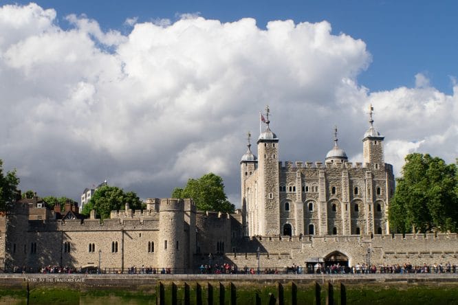 Castles Near London: 18 Spectacular Places To Feel Like A Princess