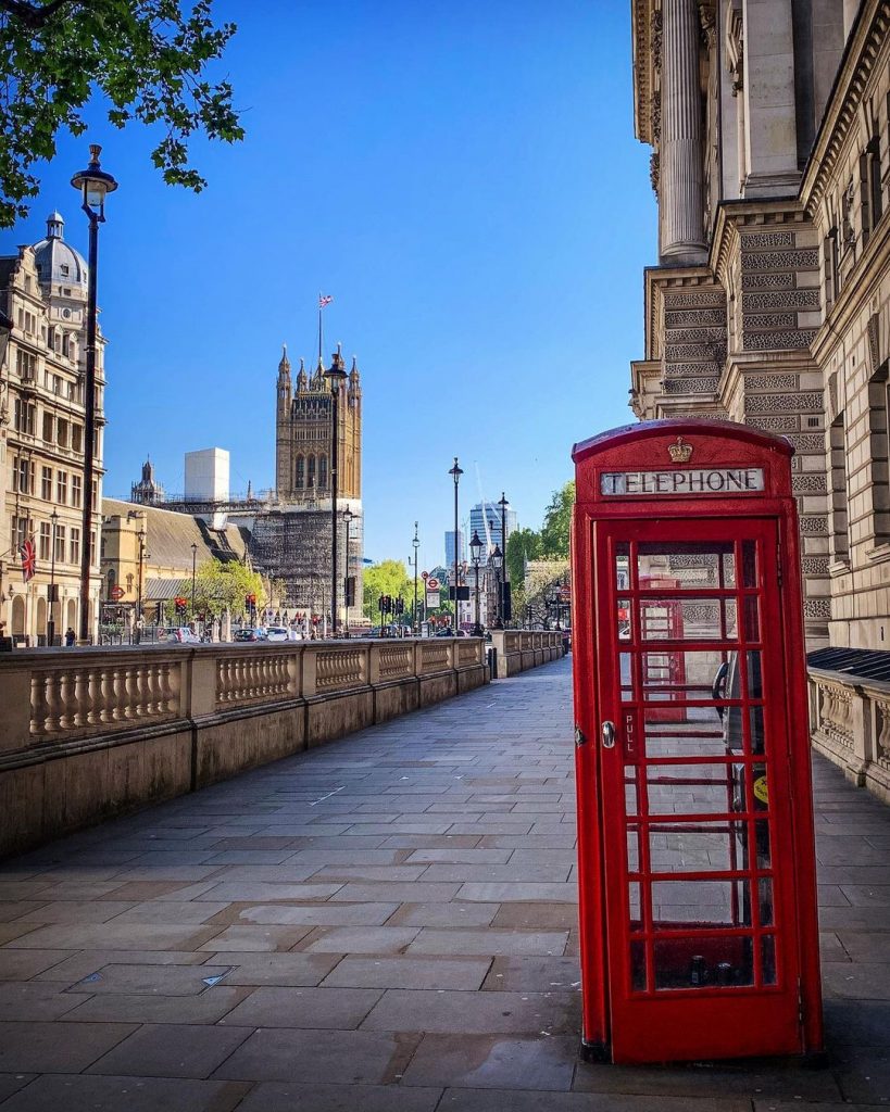 Pictures Of London Looking Eerily Empty During Lockdown