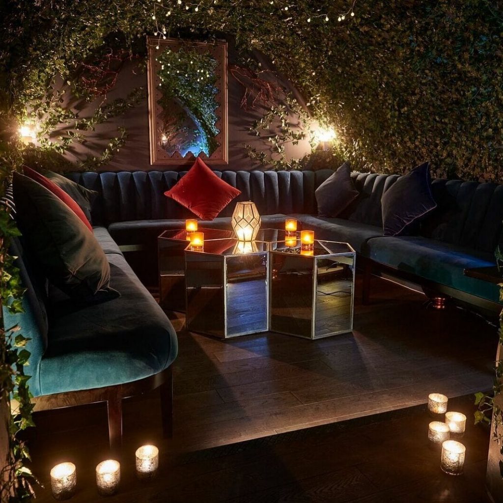 30 Of The Prettiest Bars In London For Picture-Perfect Cocktails