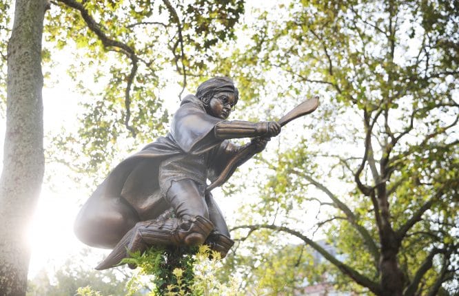 Harry Potter Statue Has Been Unveiled In Leicester Square