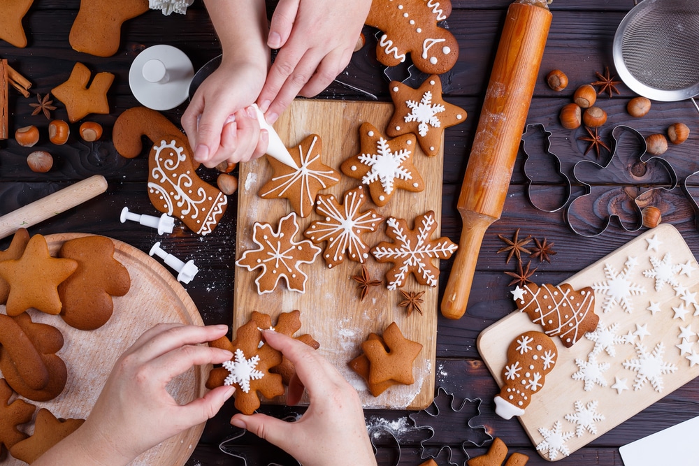 8 Festive Things To Do This Christmas While Living Under Tier 4 Rules