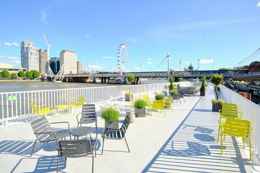 Floating Jazz Club: A Swinging Jazz Night At Bateaux London Bar