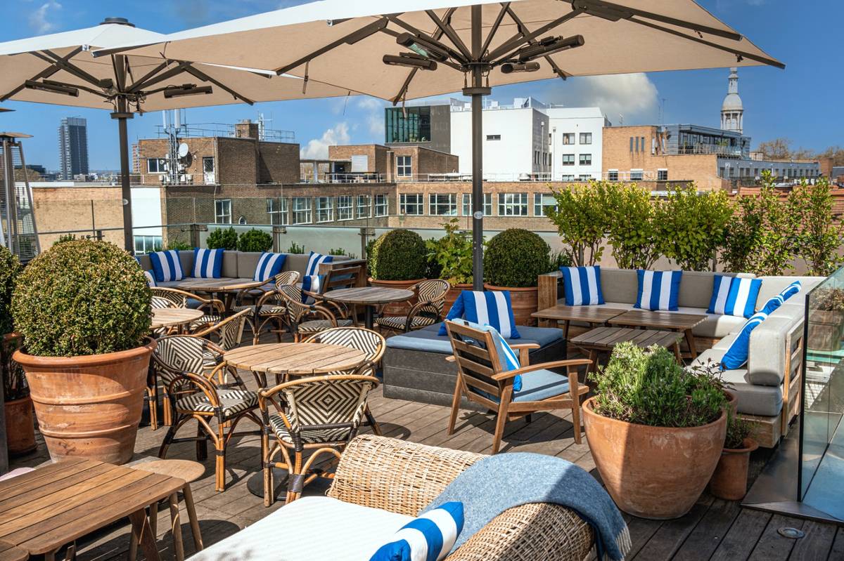 The Best Rooftop Bars In London To Visit Right Now