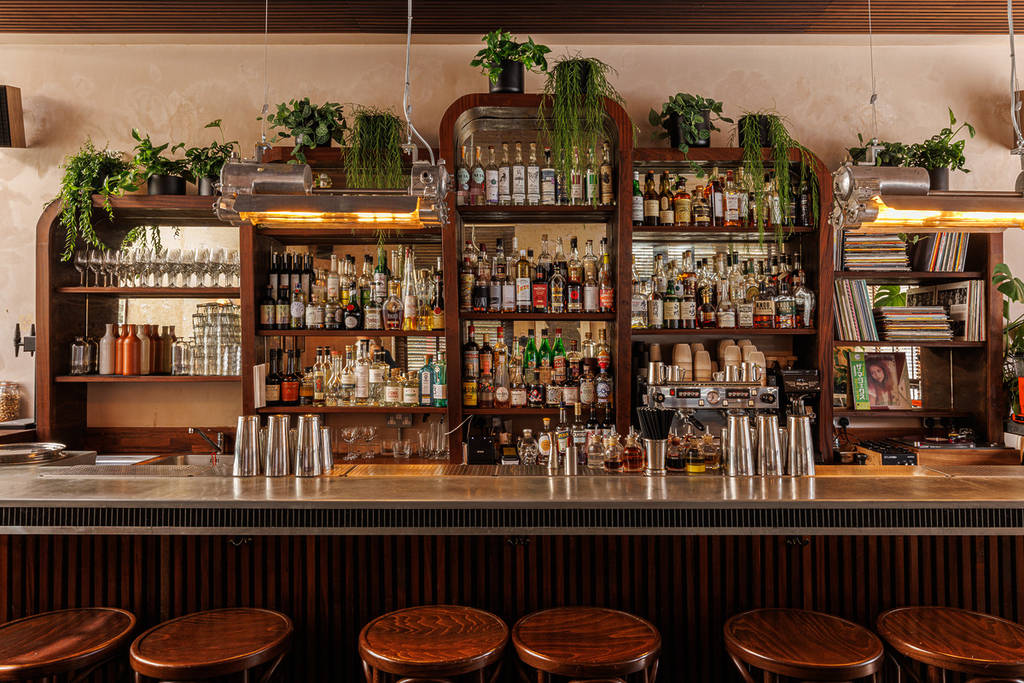 30 Of The Prettiest Bars In London For Picture-Perfect Cocktails