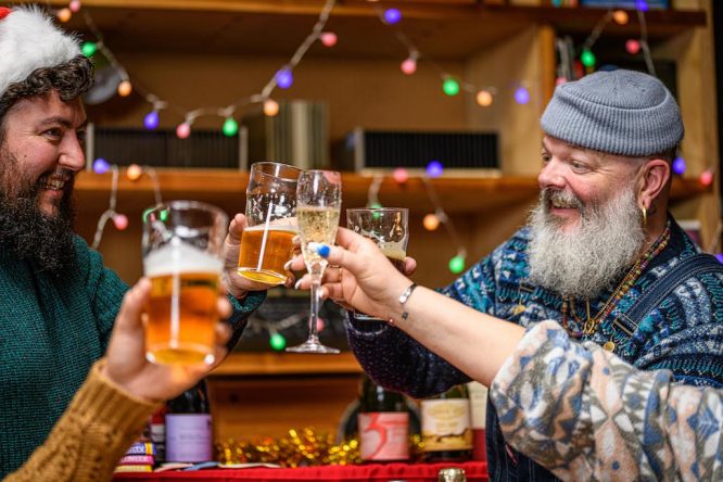 London Christmas Beer Market: Christmas At Truman Brewery