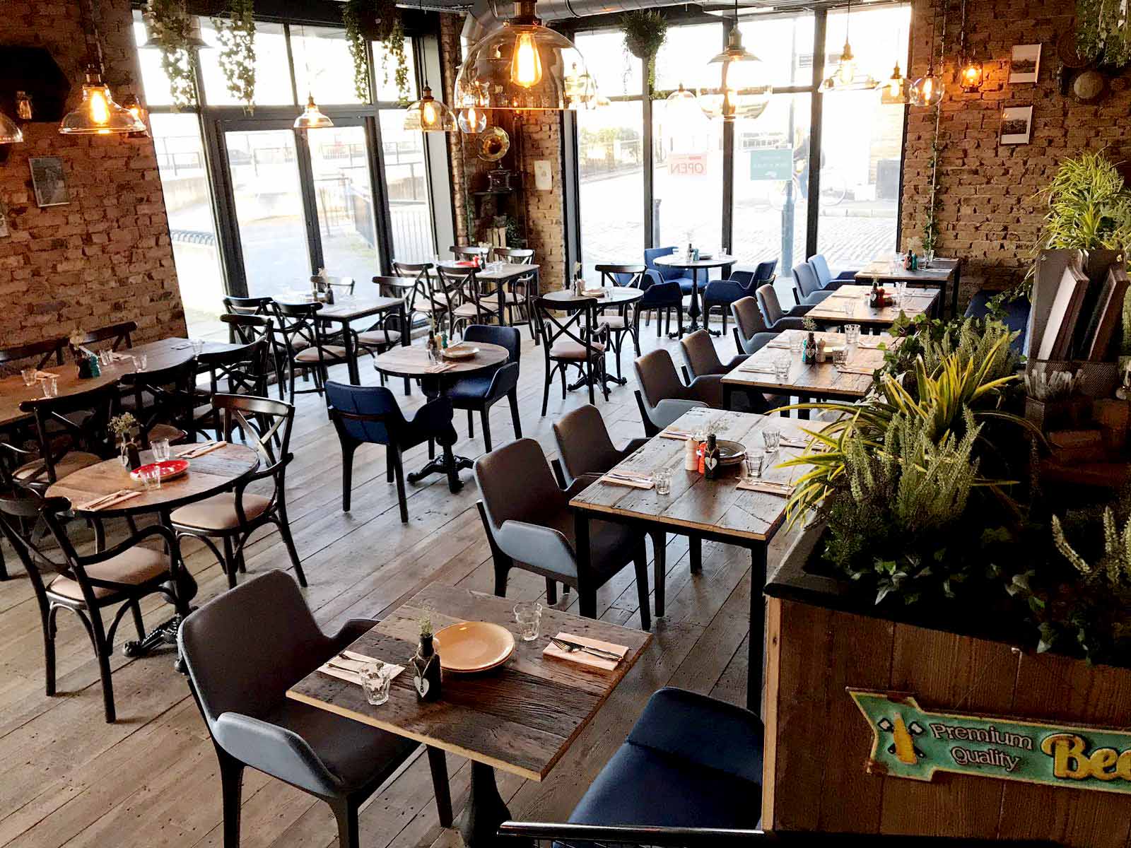 The Very Best Restaurants In Greenwich To Wine And Dine In