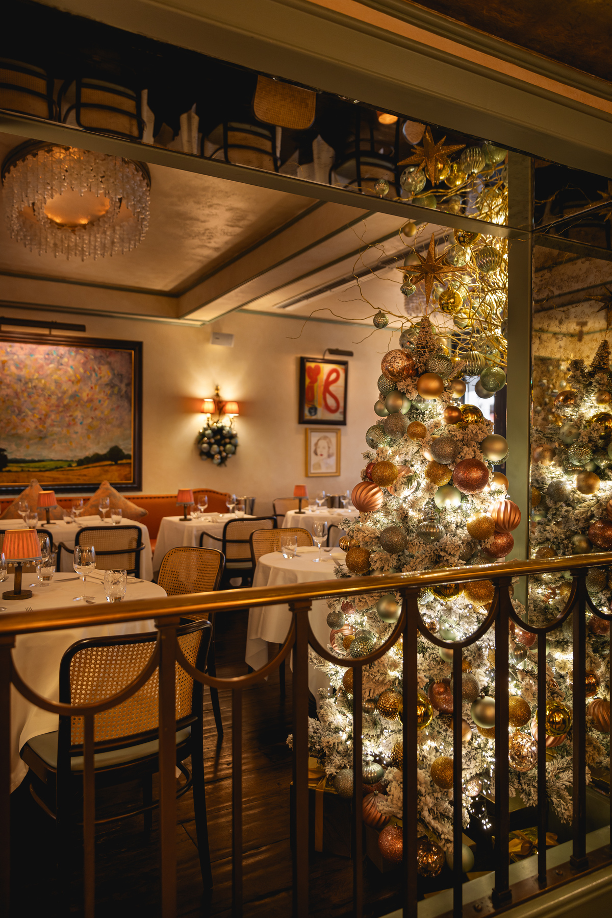 Daphne's Has Revealed Its Stunning Christmas Makeover - Secret London