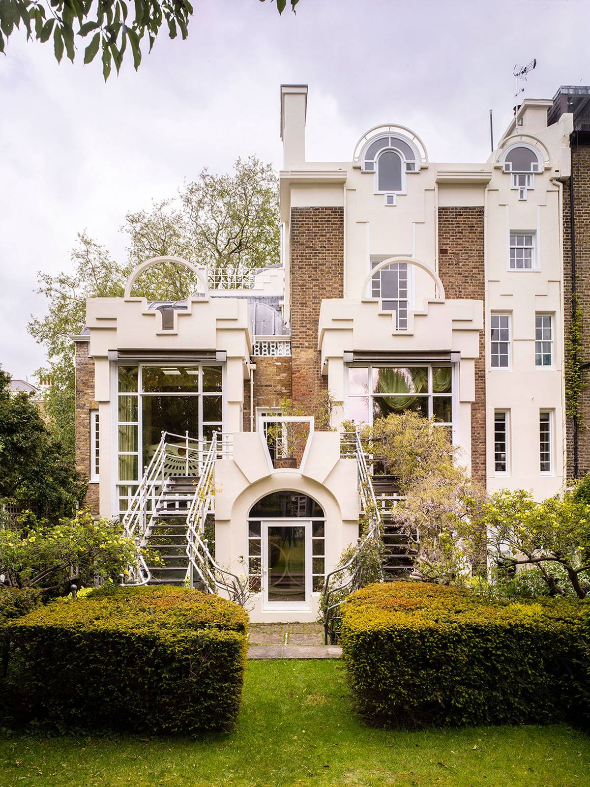 32 Of The Best Art Exhibitions To See In London Right Now