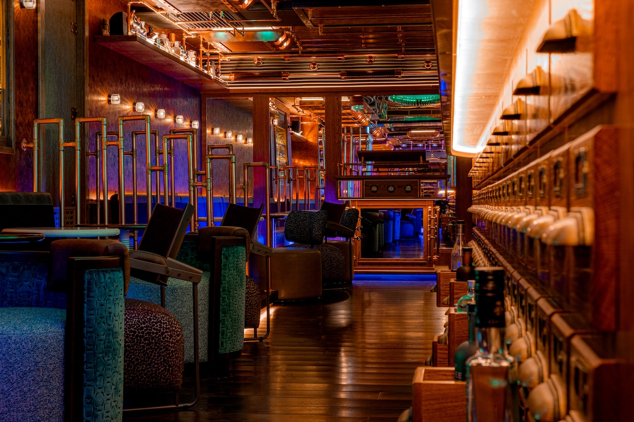 Best Hotel Bars In London: 10 For A Classy Drink Or Two