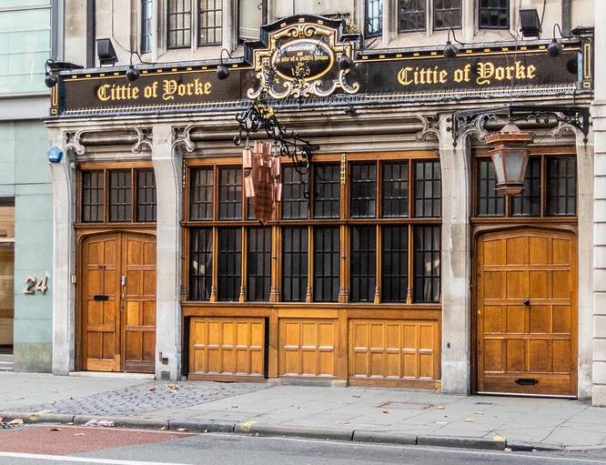 50 Best Pubs In London To Enjoy A Tipple Or Two