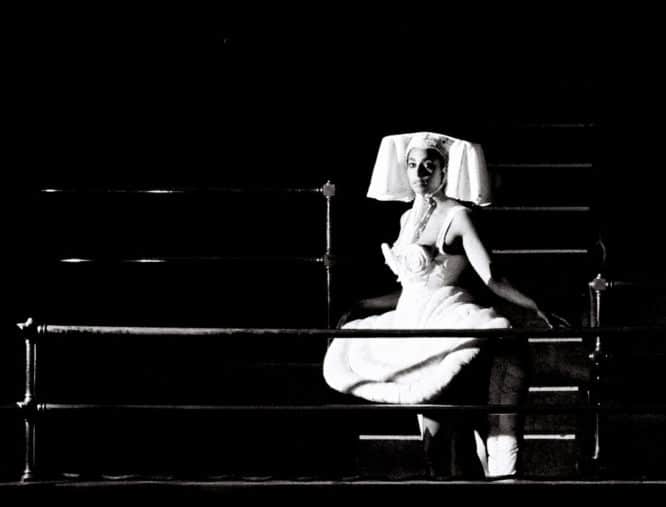 Singer Celeste Will Perform At A Candlelight Concert This December