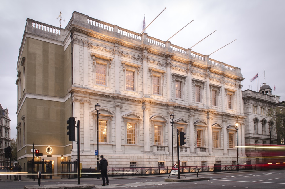 Palaces In London: 11 For You To Channel Your Inner Royal