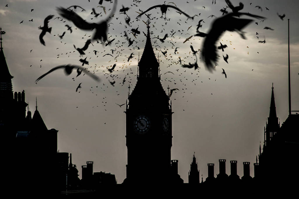 13 Of The Best Ghost Tours In London For A Harrowing Halloween Activity ...