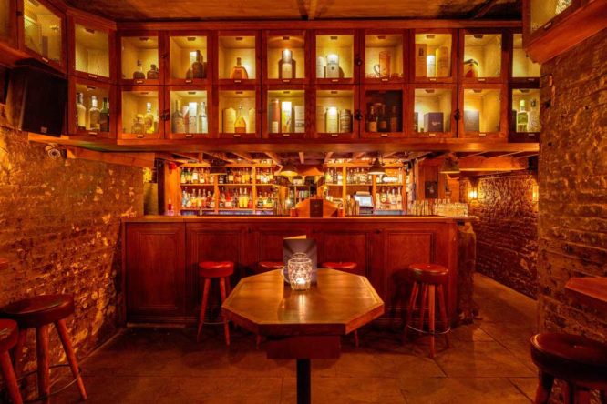 30 Of The Prettiest Bars In London For Picture-Perfect Cocktails