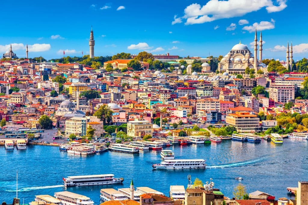 This New Coach Route Will Take You From Istanbul To London Via 22 Countries