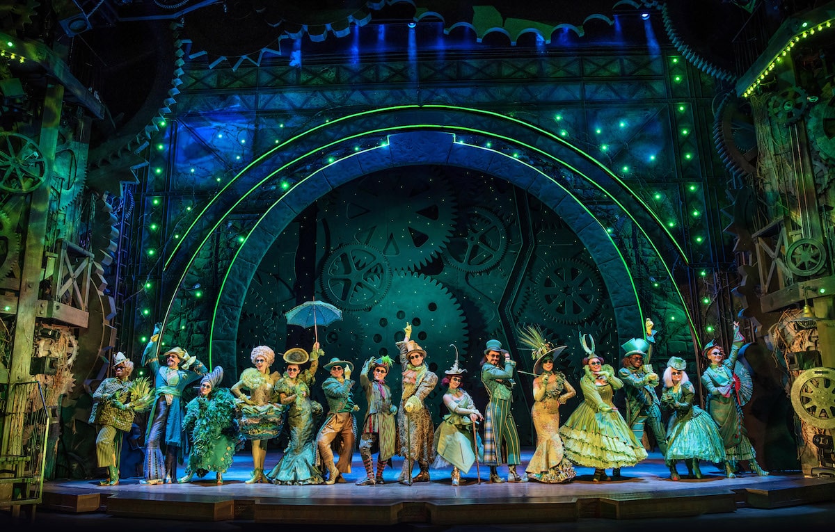 Six Reasons To See The Pop-u-lar Musical ‘Wicked’ In London