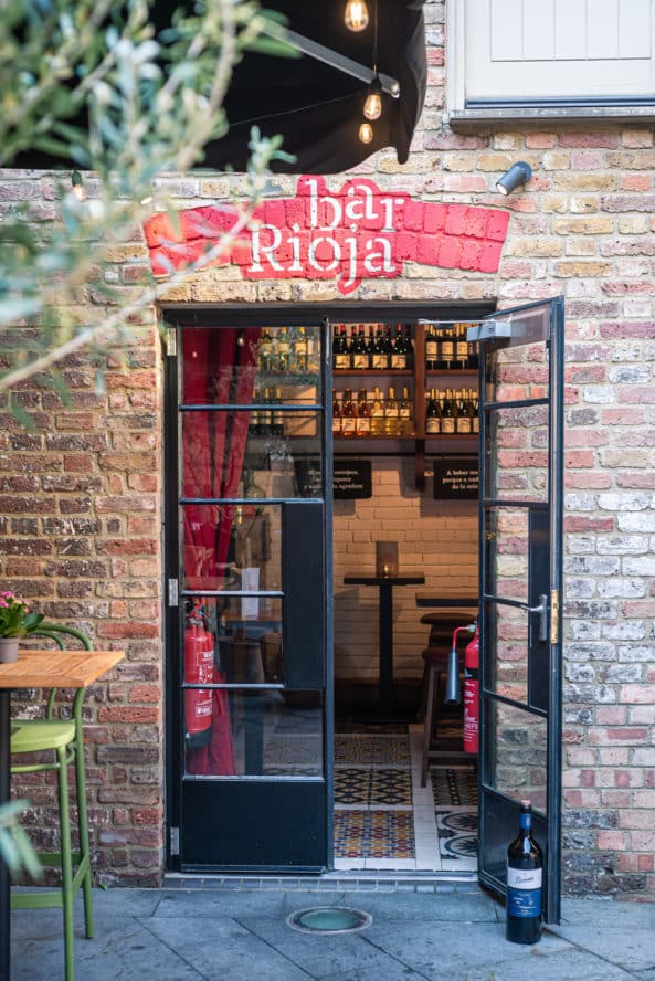 Bar Rioja Es Un Bar De Vinos Dedicado Enteramente A Los Vinos De Rioja
