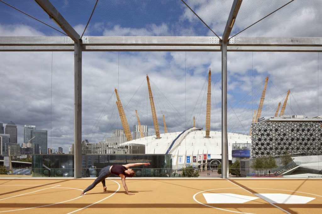 You Can Now Play Basketball On A London Rooftop