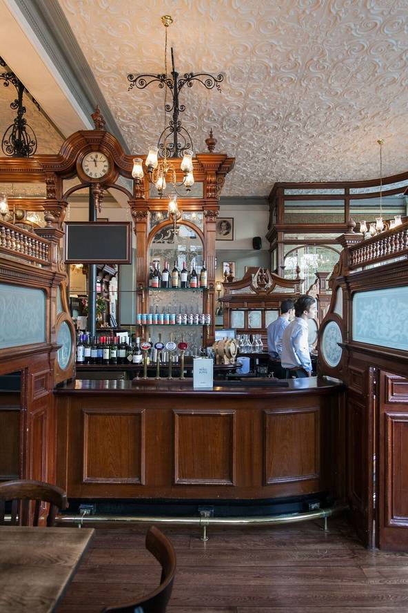 40 Of The Prettiest Pubs In London For A Picturesque Pint