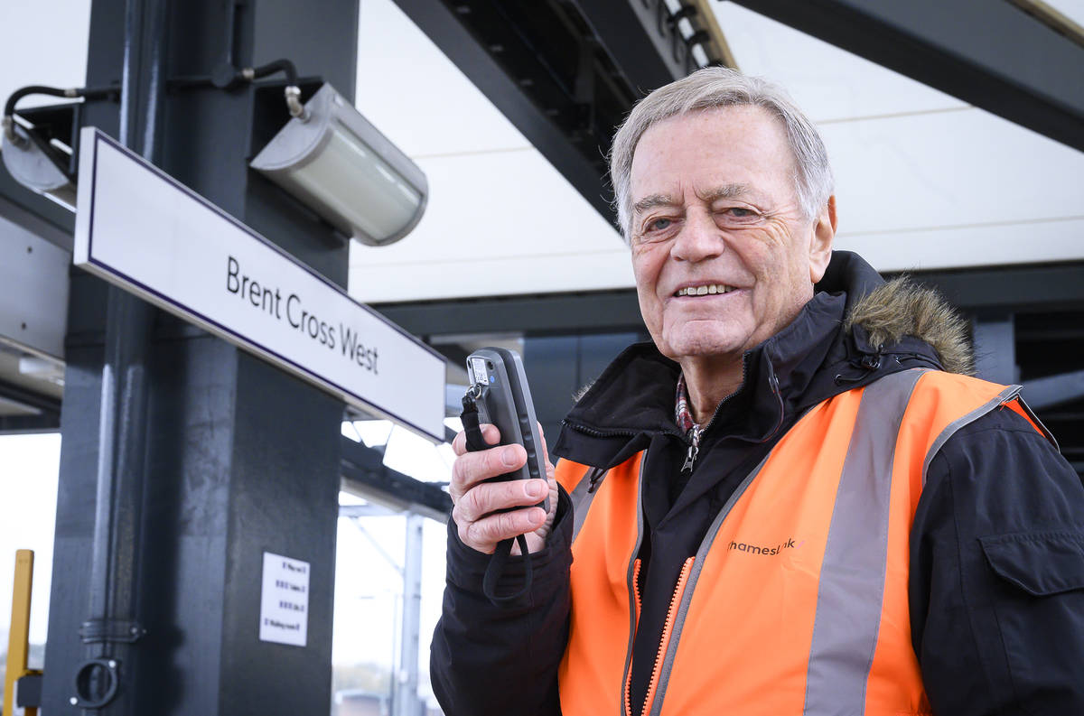 Tony Blackburn Will Be The Voice Of Thameslink This Week