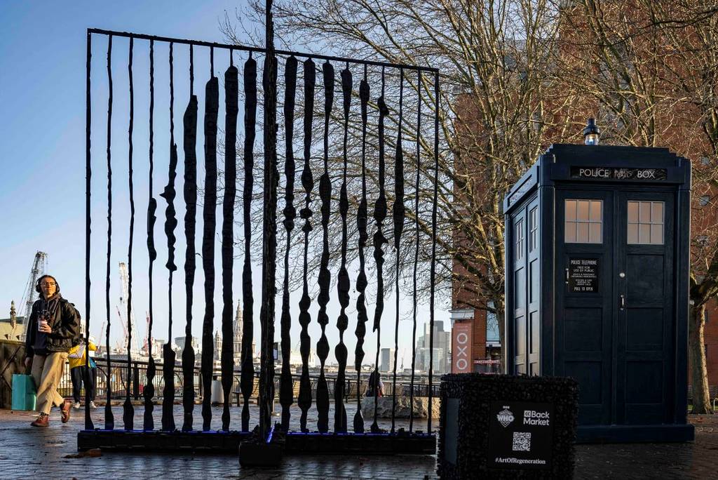 A Doctor Who Themed Sculpture Has Landed On The South Bank