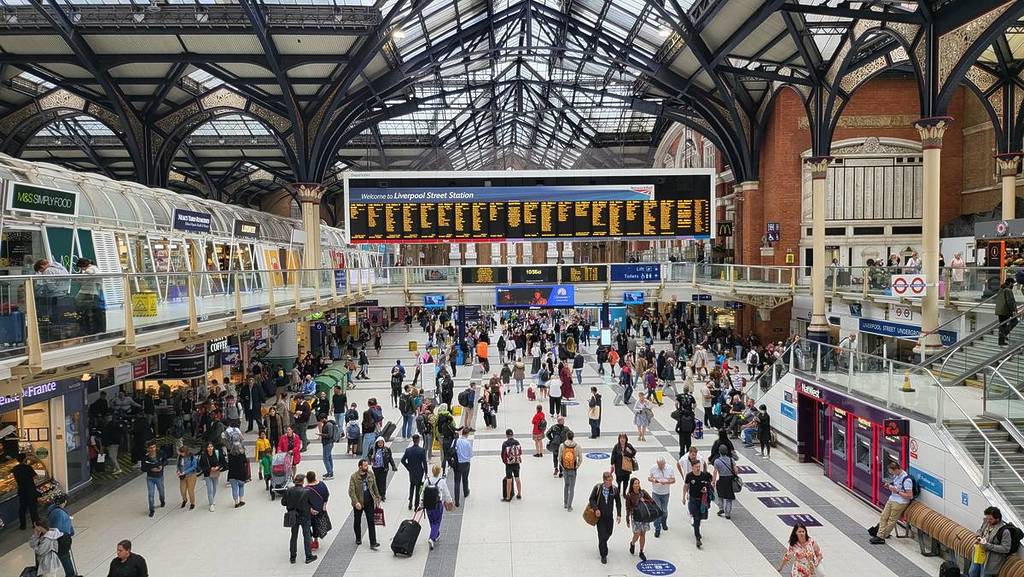 Waterloo Has Just Lost Its Place As The UK's Busiest Railway Station To ...