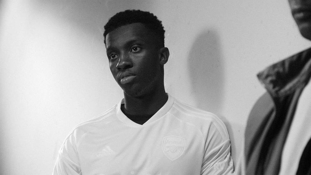 Arsenal To Wear 'No More Red' Shirt At Home For The First Time On ...