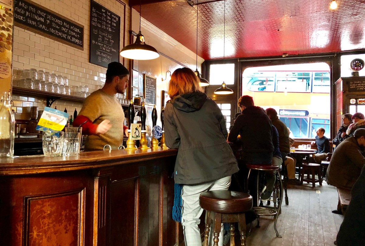 15 Brilliant Craft Beer Bars & Pubs For A Refreshing Pint (Or Two)