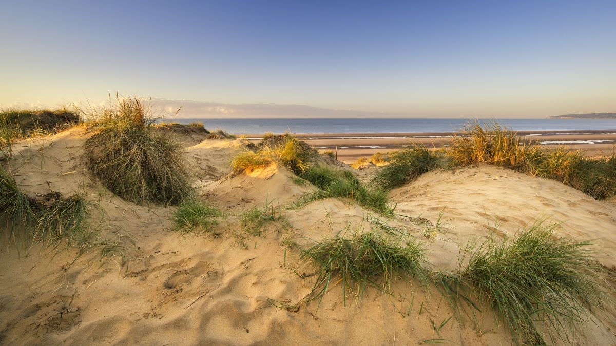 8 Of The Very Best Sand Dunes In The UK - Secret London