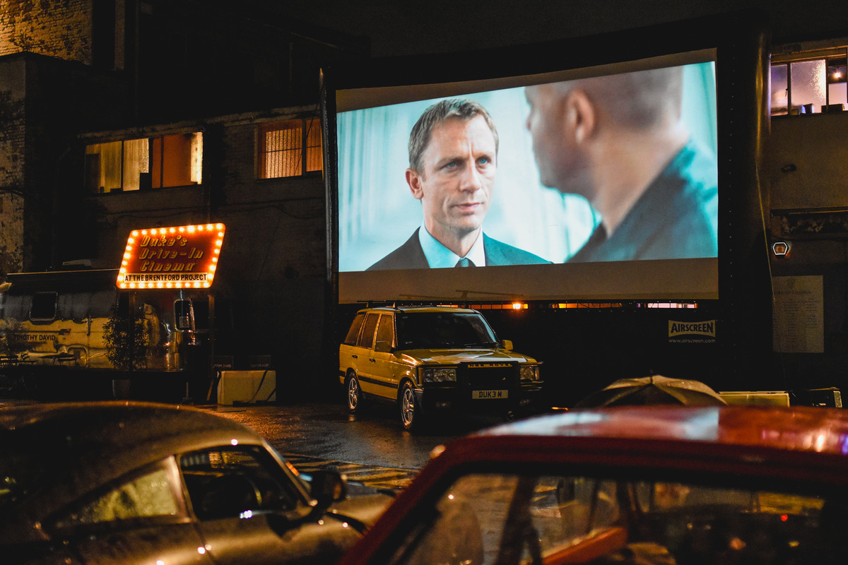 Enjoy Blockbuster Movies In Classic Cars At This Unique Drive-In