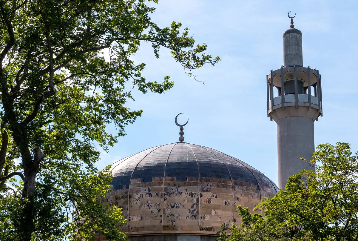 The Listed London Mosque On The Edge Of Regent's Park