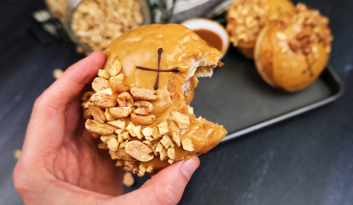 Crosstown Is Giving Away 800 Free Doughnuts To Londoners