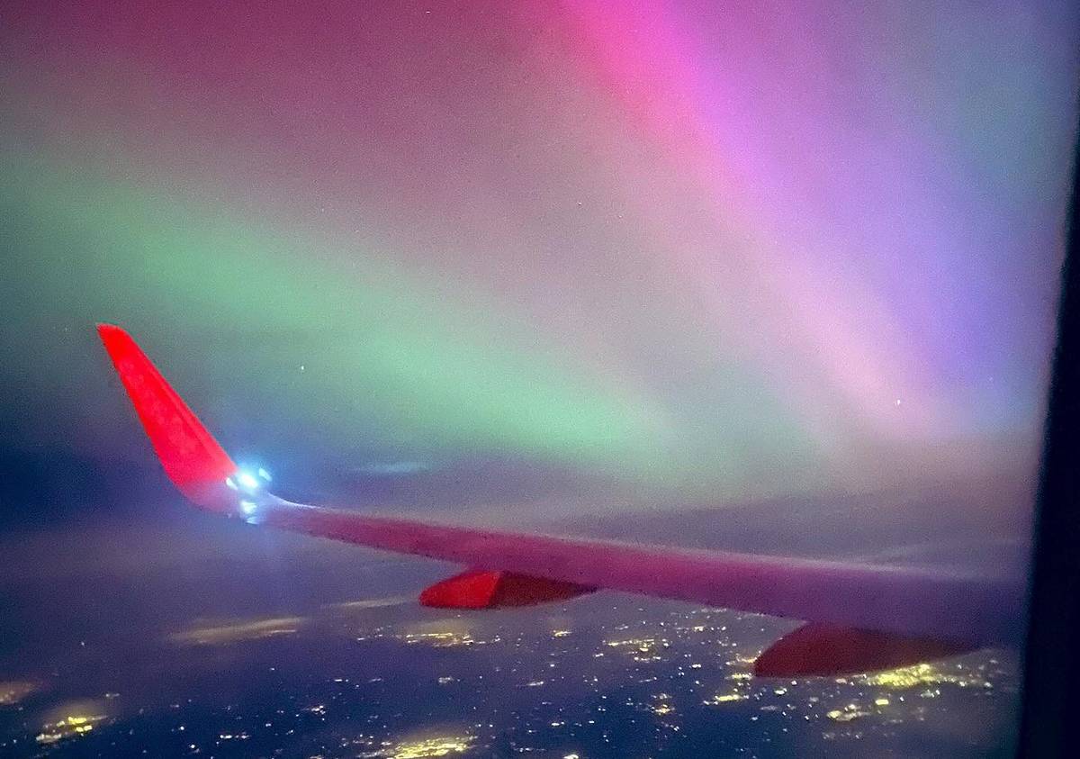 London's Beautiful Northern Lights Night In Photos