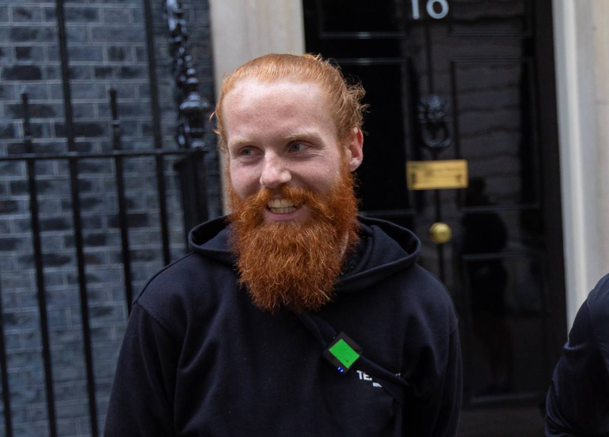 'Hardest Geezer' To Run From London To Germany For Euro 2024