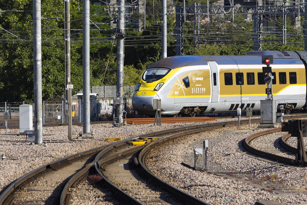 Gold Trains Will Be Running Between London And Paris In Summer