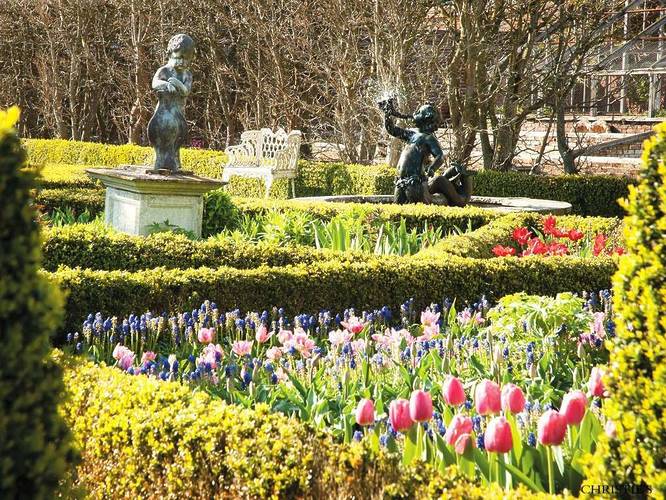 These Gorgeous Gardens Are Straight Out Of A Fairytale