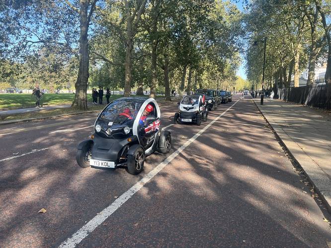 Whizz Around London's Landmarks On This Fun Kart-Driving Tour