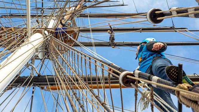Did You Know You Can Do A Rig Climb At London's Cutty Sark?