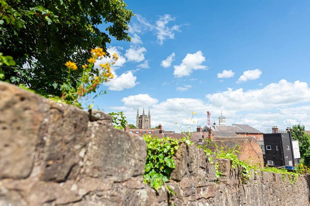 Here Are All The Cities That Were The UK's Capital Before London
