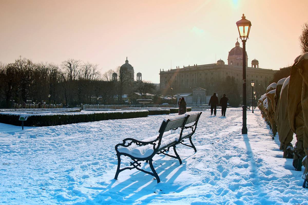 Here's Where You Can Experience A White Christmas Near London