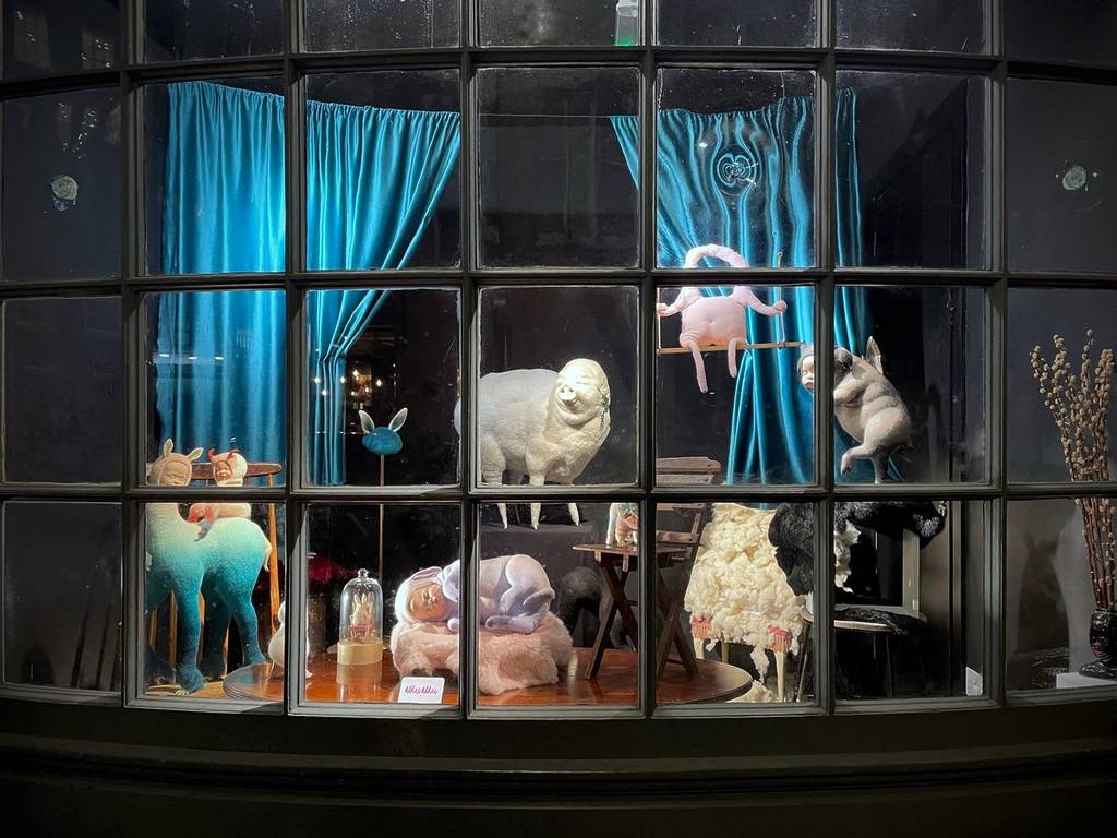 This Tiny Shopfront Window Is The Smallest Gallery In Soho