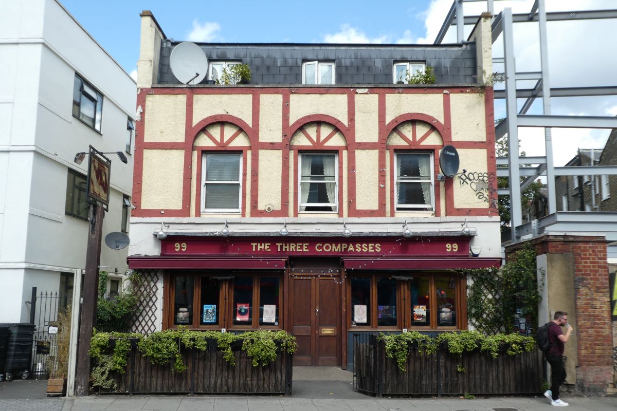 Here Are The Best Places To Play Darts In London