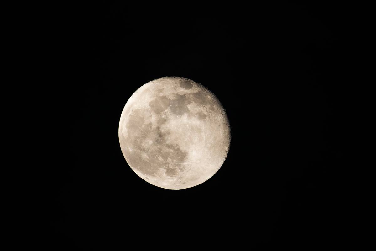 Como e quando ver a 'Lua de Neve' em Londres esta noite
