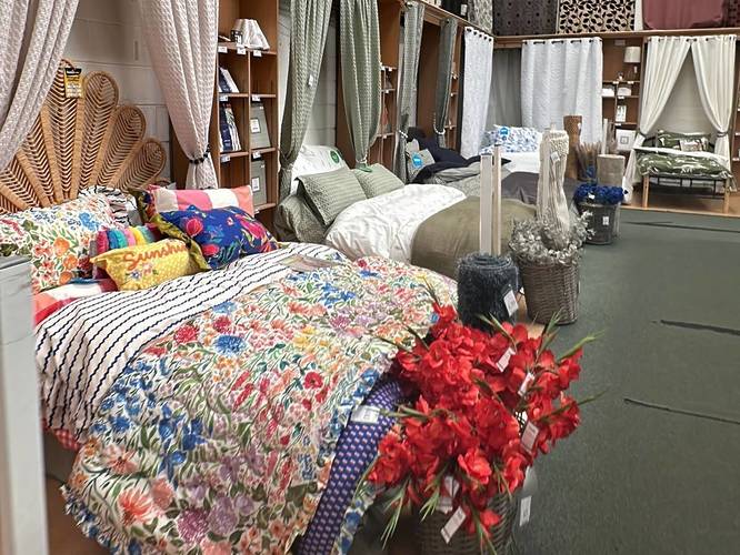 You Can Get Up To 70% Off Goods At This London Dunelm Outlet