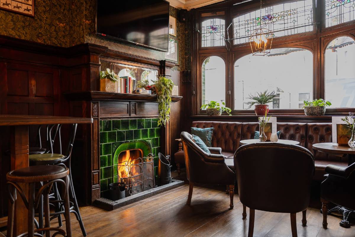 This West London Pub Has Officially Been Voted The Most Beautiful