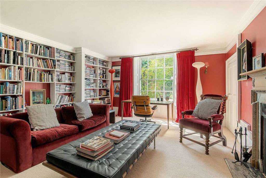 Tim Burton And Helena Bonham Carter's £4.5 Million Country House Is Up ...