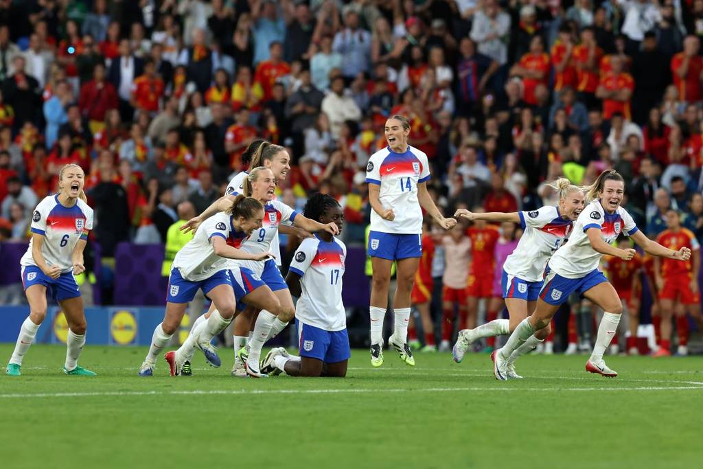 England To Celebrate Euros Triumph With Open-Top Bus Parade
