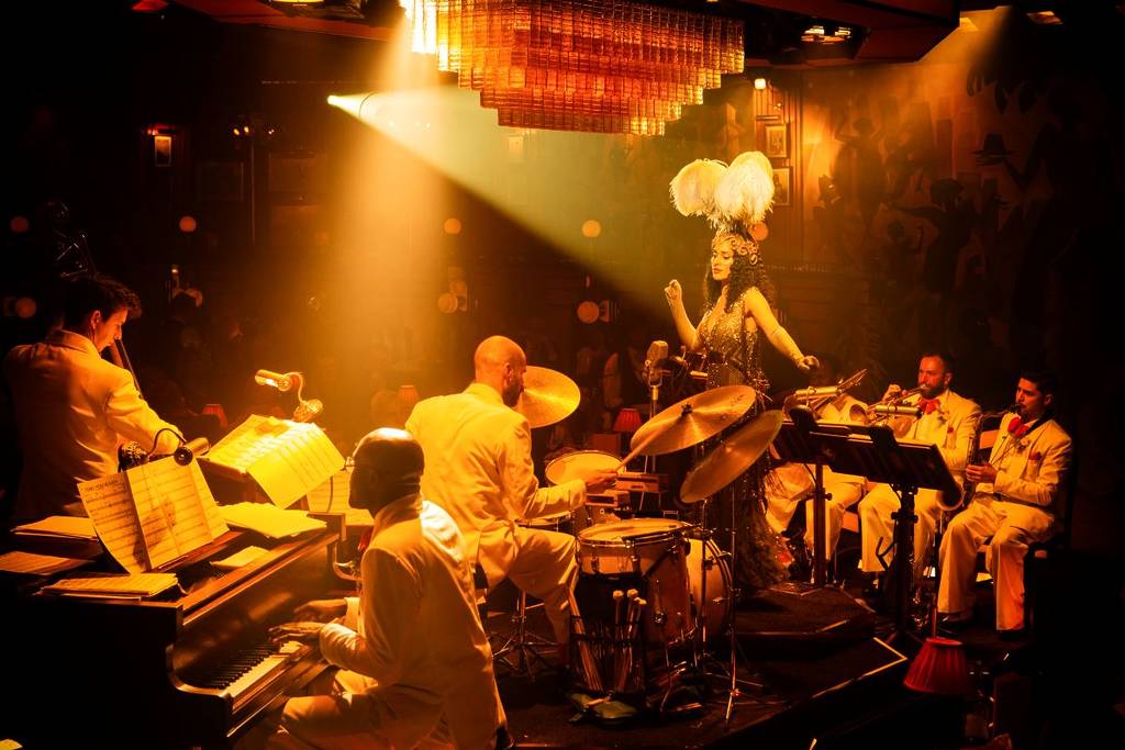 London’s Most Unique Dining Experiences With Live Shows