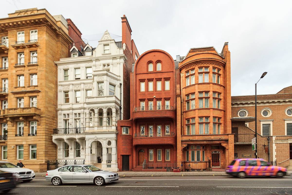 The Fascinating Story Behind London's Smallest House