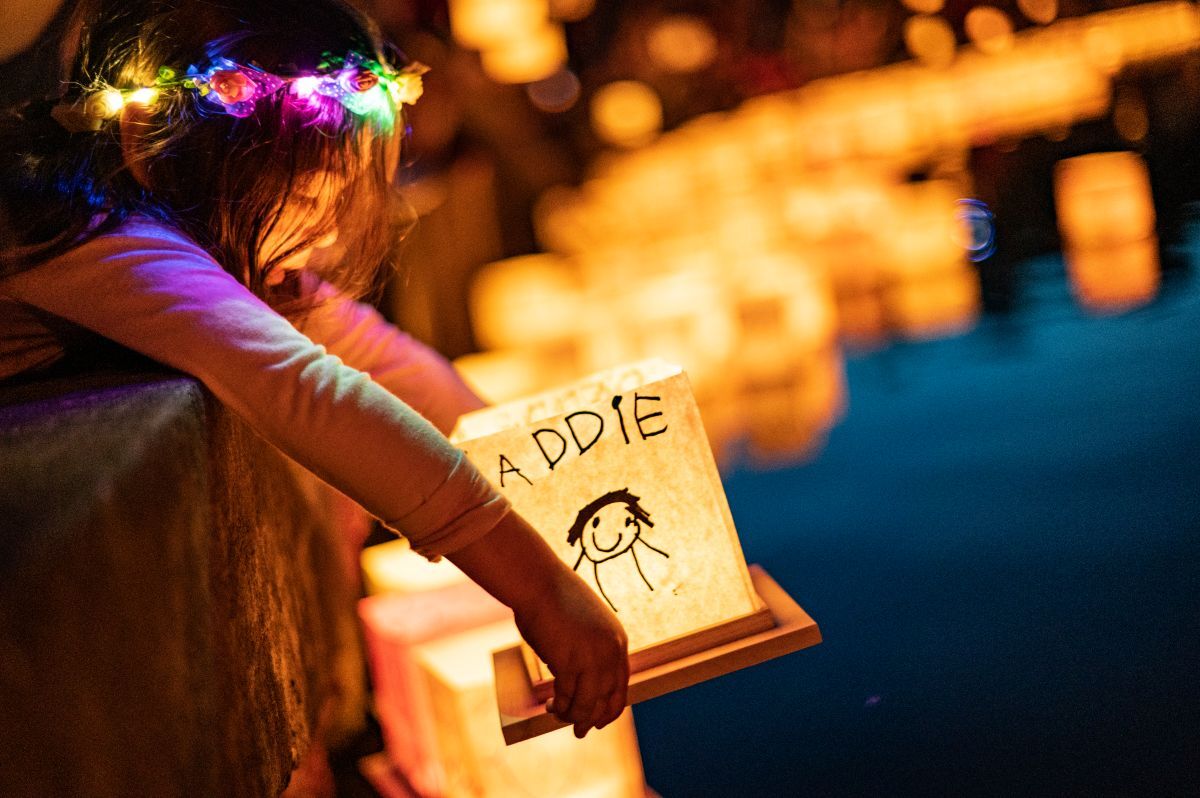 You Can Now Get Tickets To The Water Lantern Festival In London